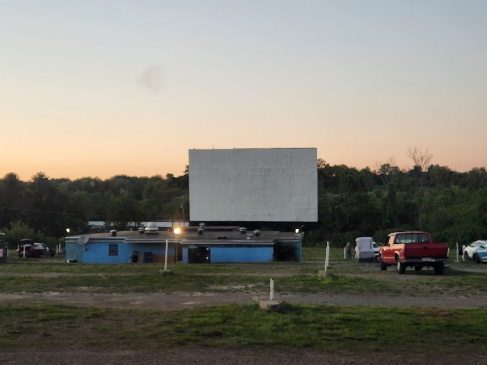 Boulevard Drive-In Theatre - Drive-in movie theater in Wyandotte County ...