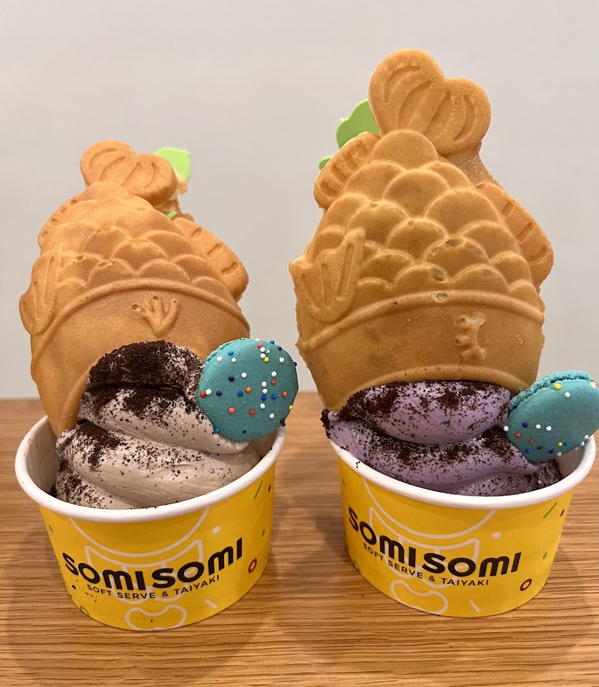 SOMISOMI - Dessert shop in Crossroads - Website