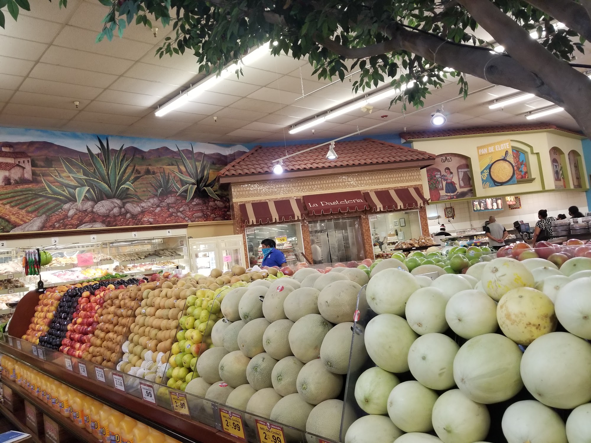 Rio Rancho Super Mall - Shopping mall in Moreno Valley - Website