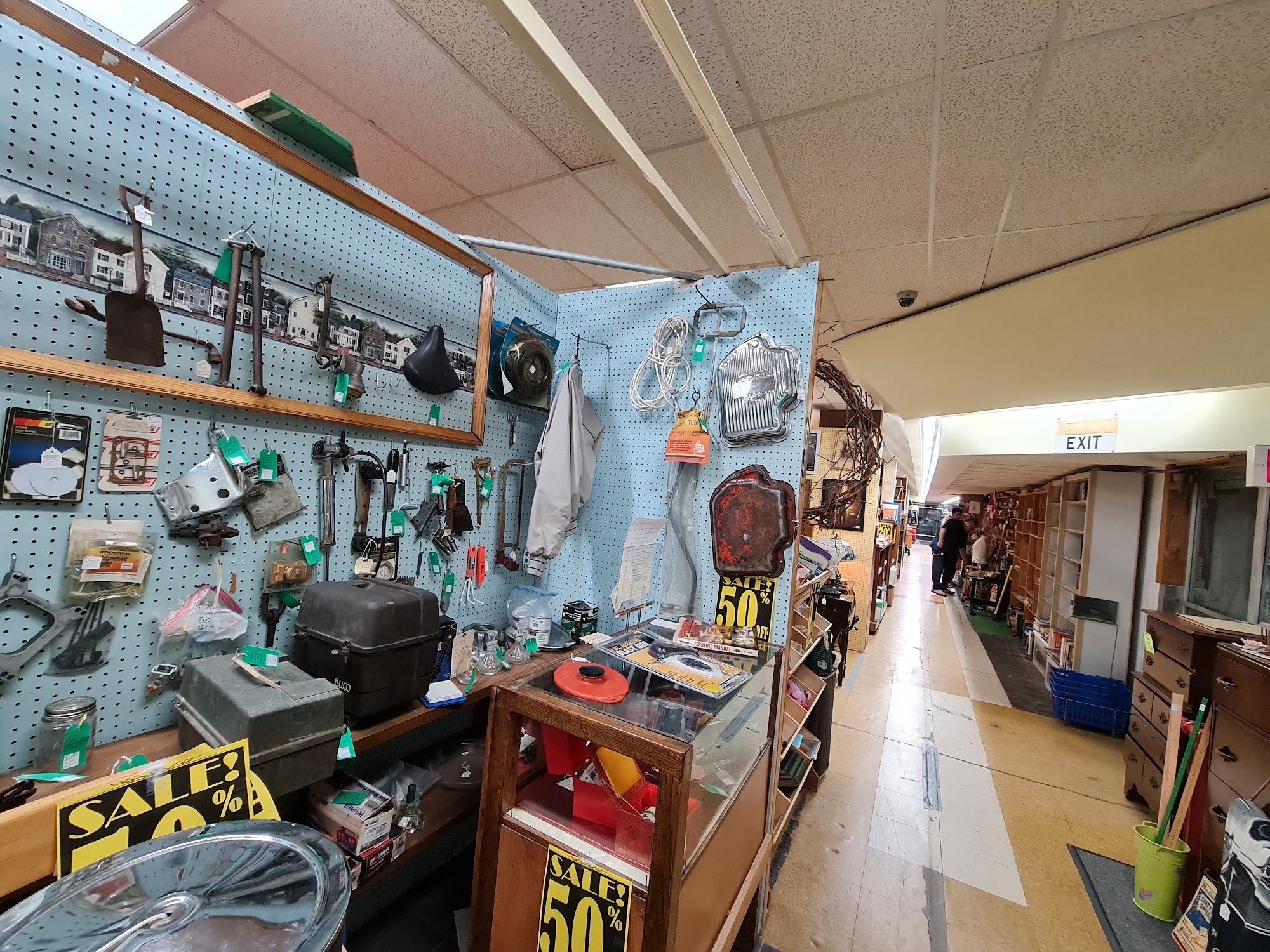 The Mega Mall - Antique store in DeWitt Township - Website