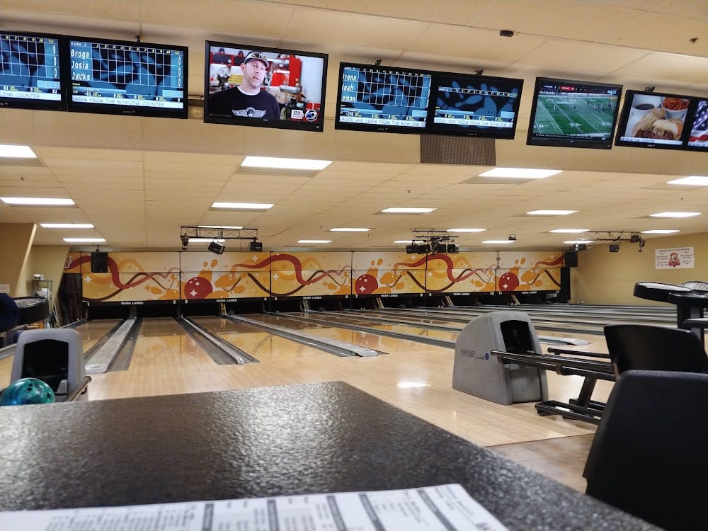 RUSH LANES - Bowling alley in Sioux City - Website