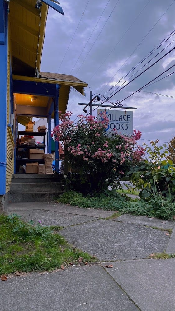 Wallace Books - Book store in Southeast Portland - Website