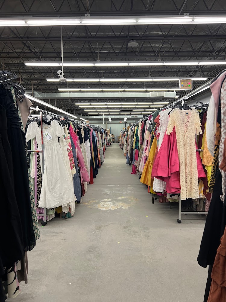 Reclectic - Outlet store in Northeast Philadelphia - Website