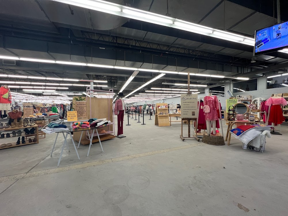 Reclectic - Outlet store in Northeast Philadelphia - Website